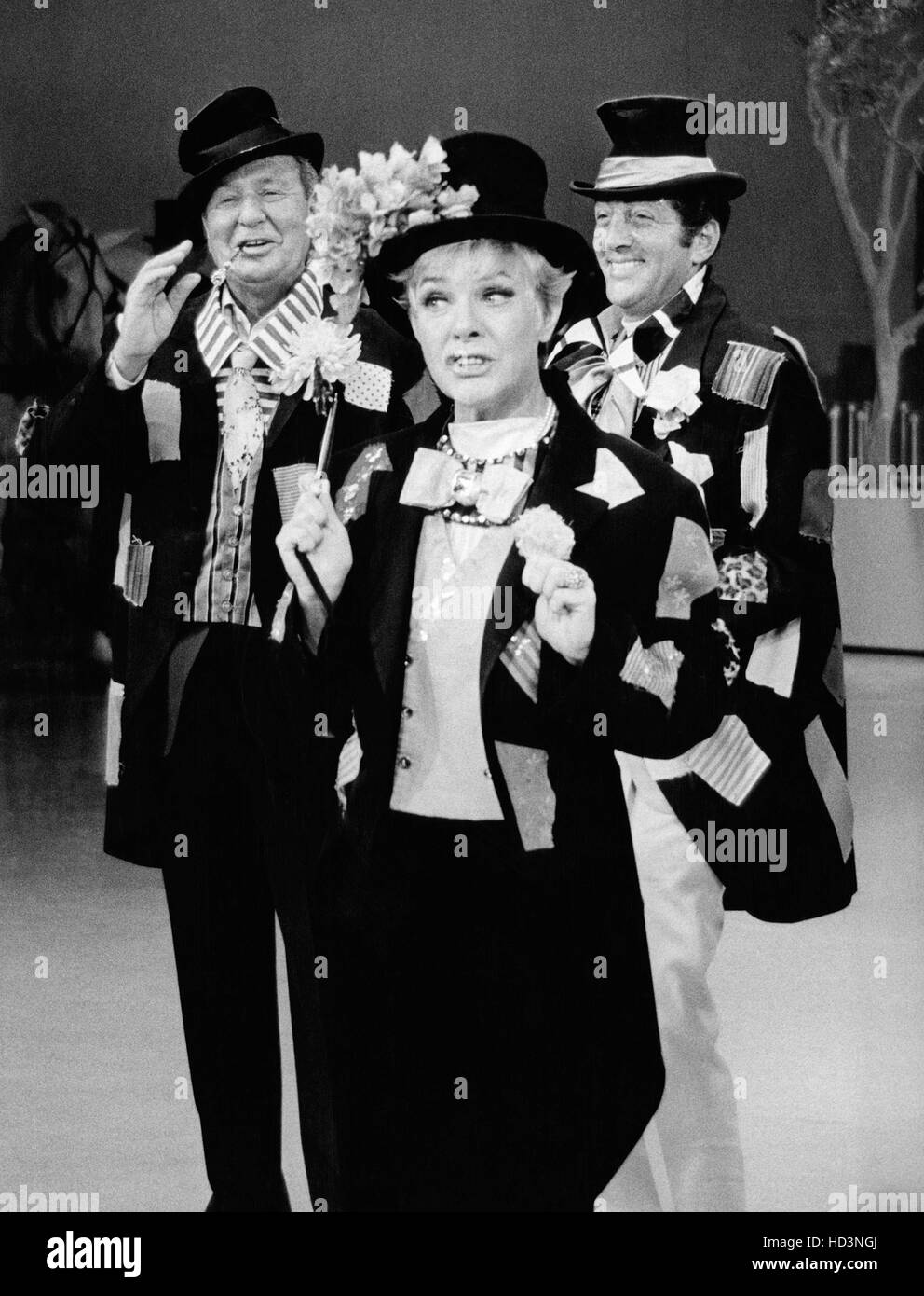 THE DEAN MARTIN SHOW, Phil Harris, Alice Faye, Dean Martin (February 1 ...