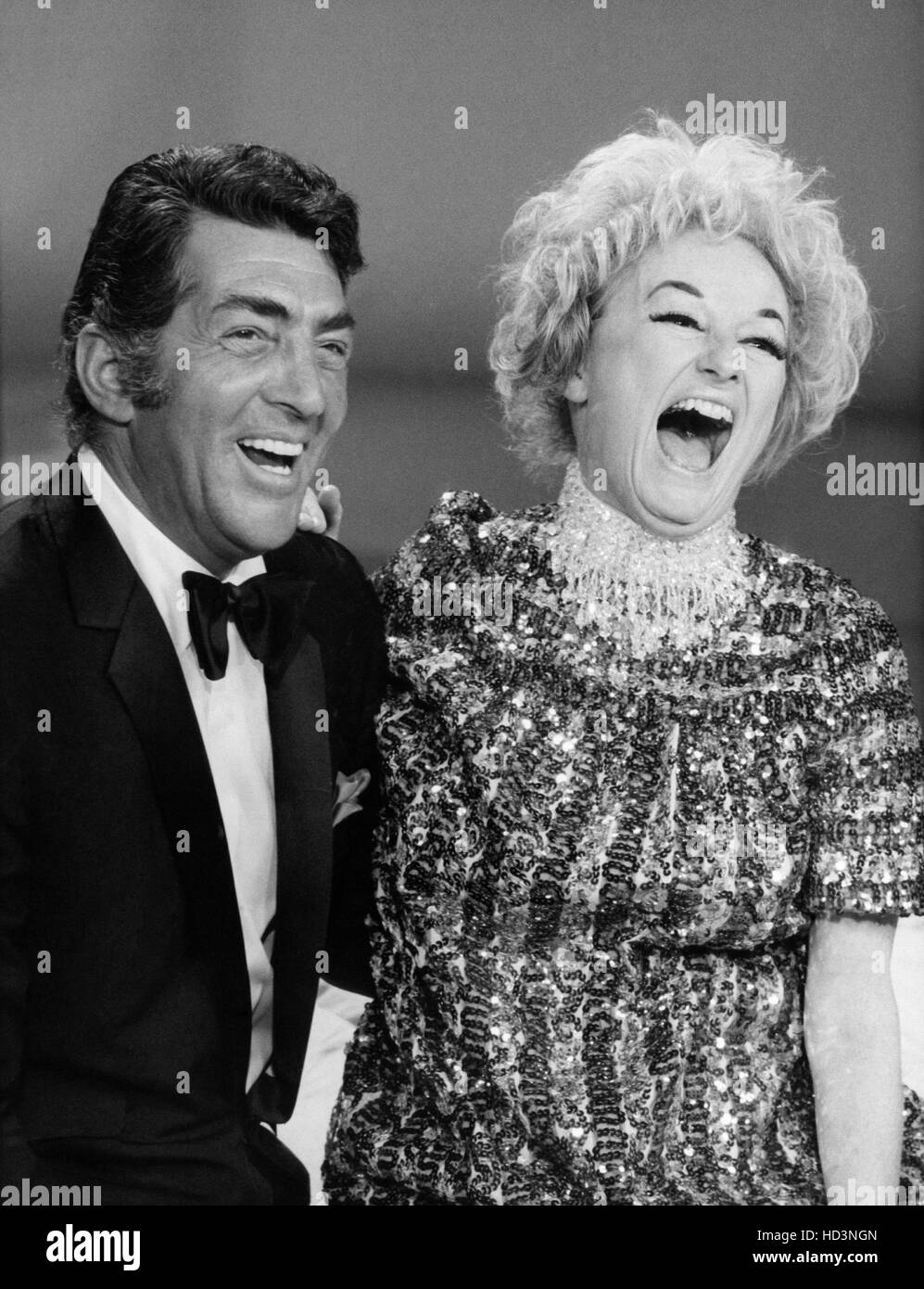 THE DEAN MARTIN SHOW, Dean Martin, Phyllis Diller, (ca. 1966/1967 ...