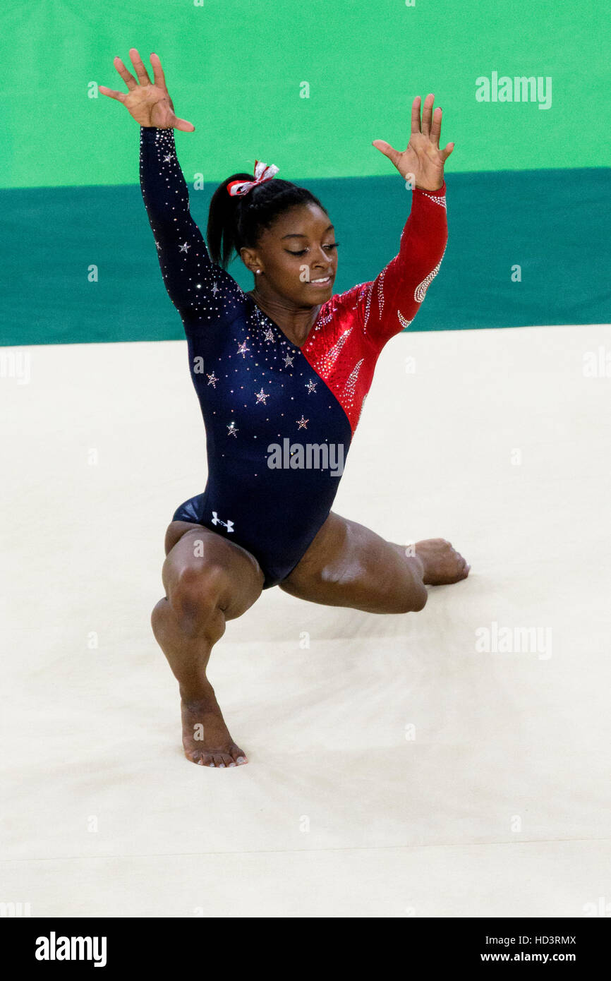 Rio de Janeiro, Brazil. 7 August 2016. Simone Biles (USA) performs the ...