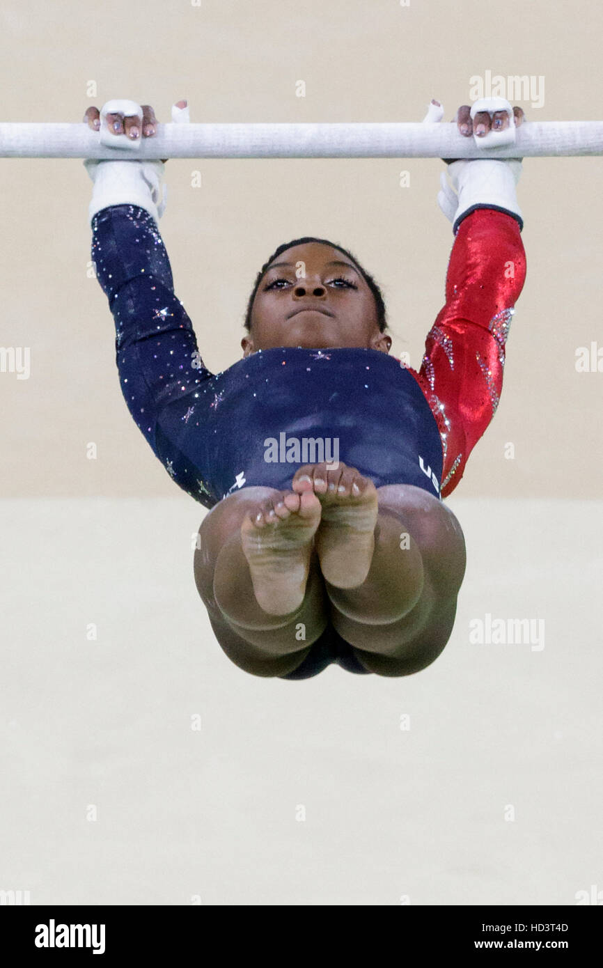 Rio de Janeiro, Brazil. 7 August 2016. Simone Biles (USA) performs on ...