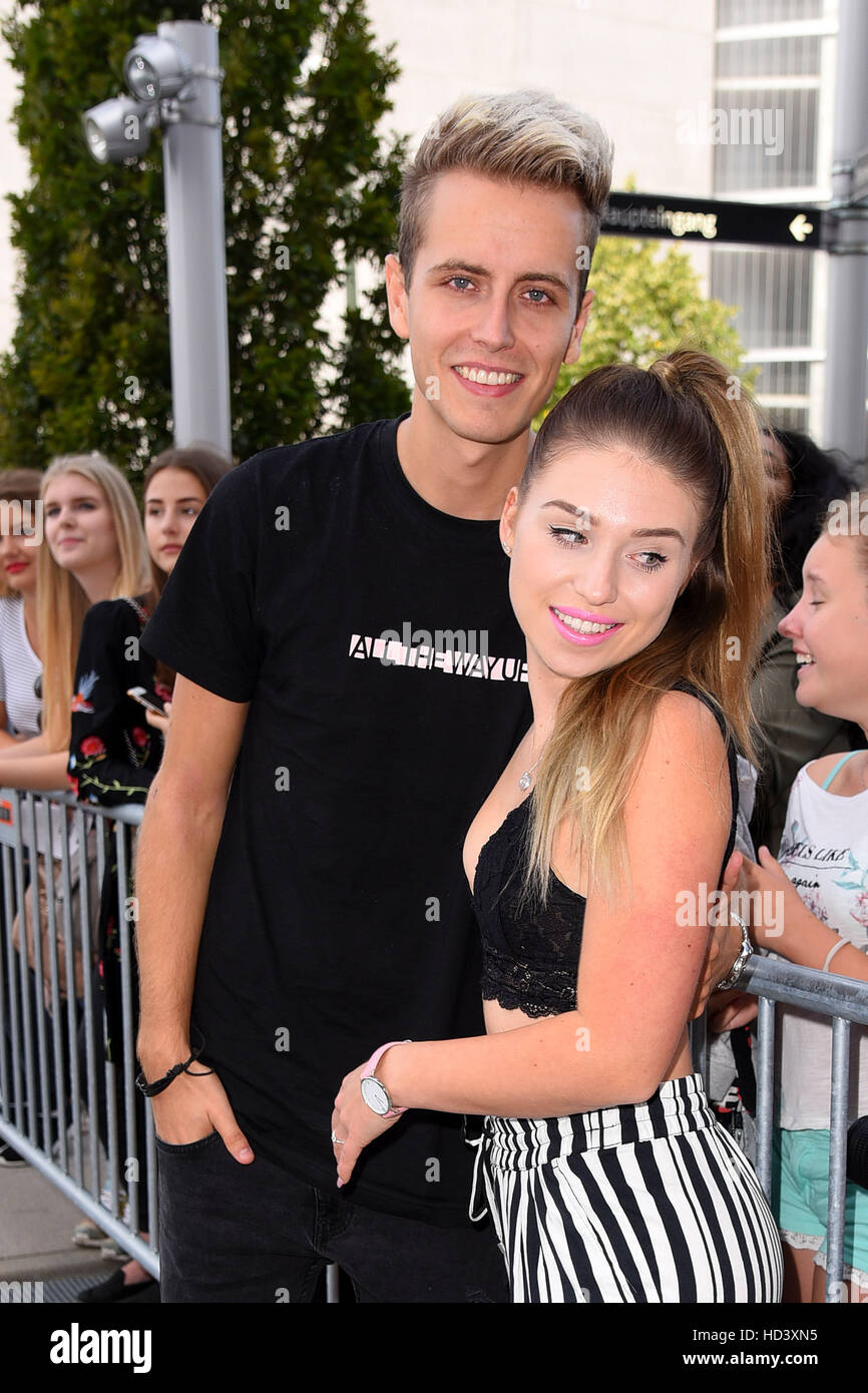 Glossycon - the beauty convention of the year at Mercedes Benz Arena ...