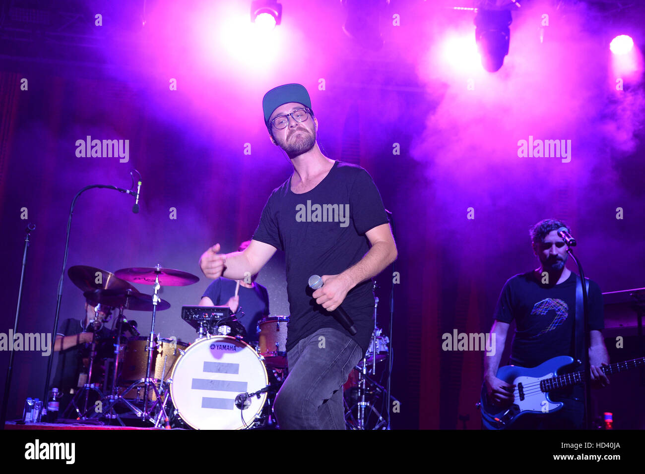 Mark foster singer hi-res stock photography and images - Alamy