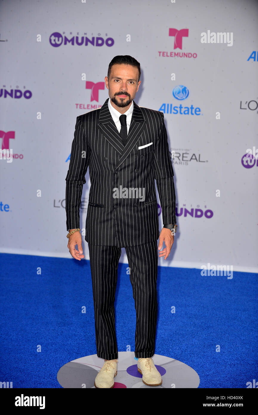 Telemundo's Premios Tu Mundo 'Your World' Awards - Arrivals Featuring ...