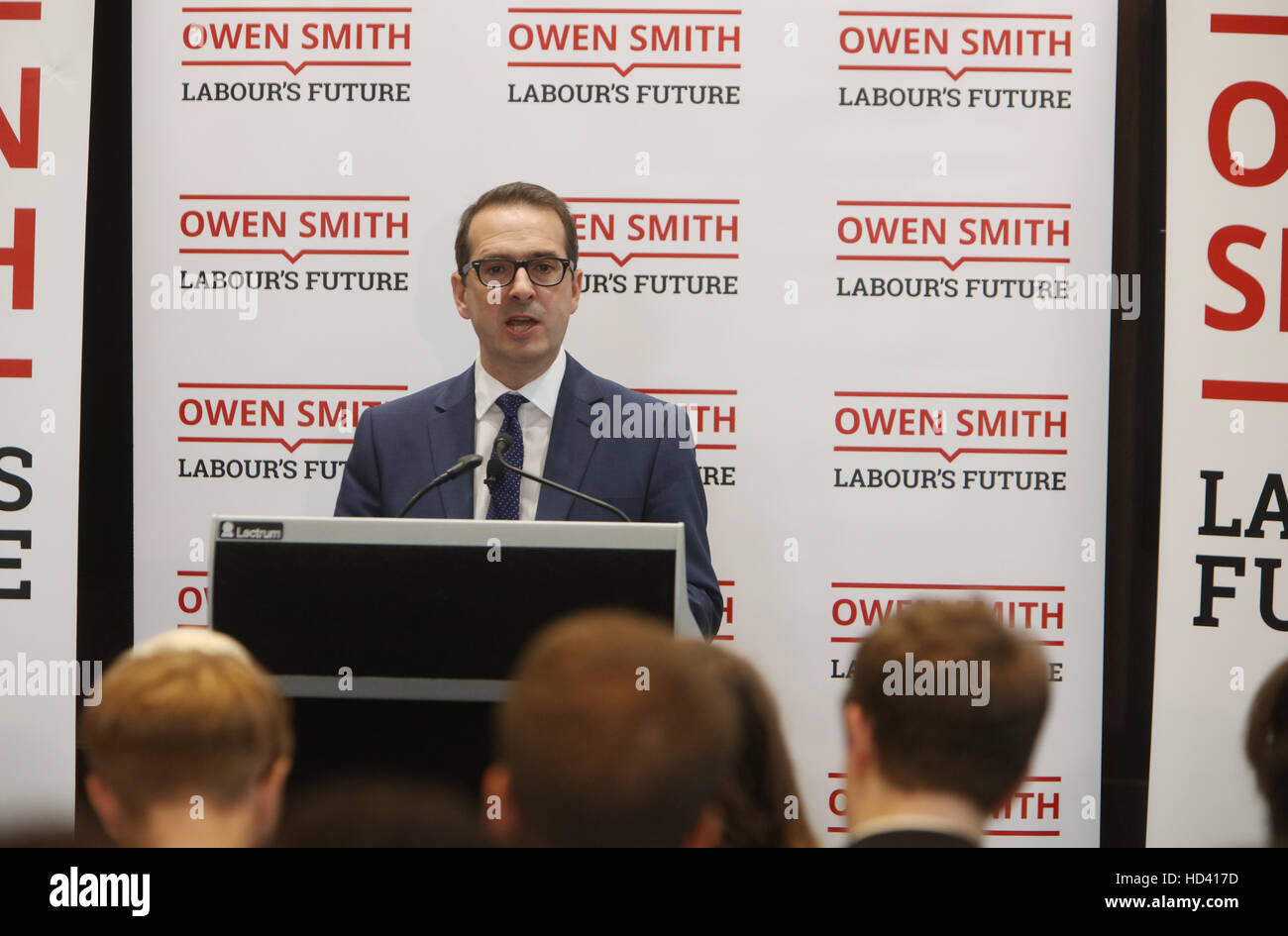 Labour mp for pontypridd and candidate hi-res stock photography and ...