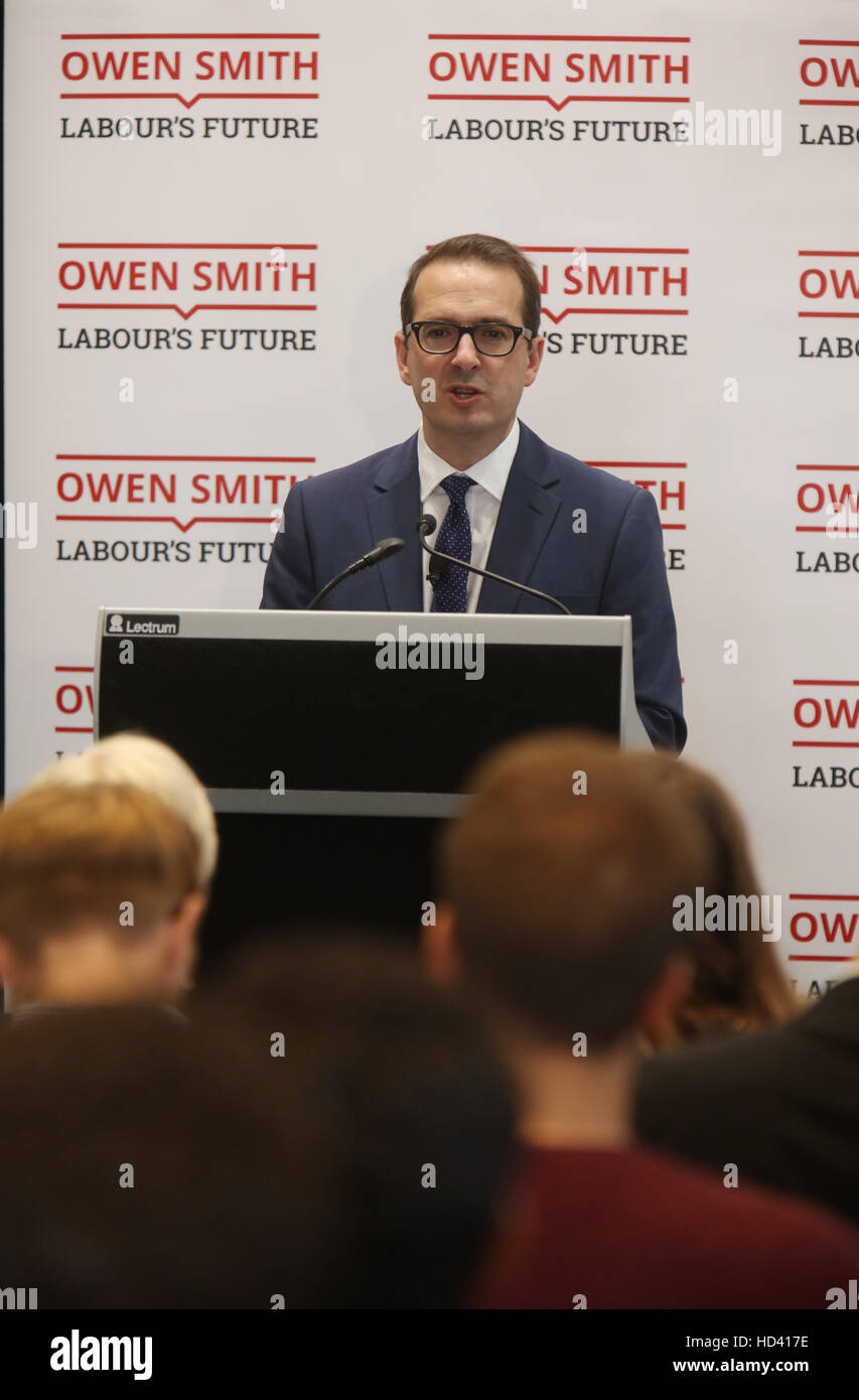 Labour mp for pontypridd and candidate hi-res stock photography and ...