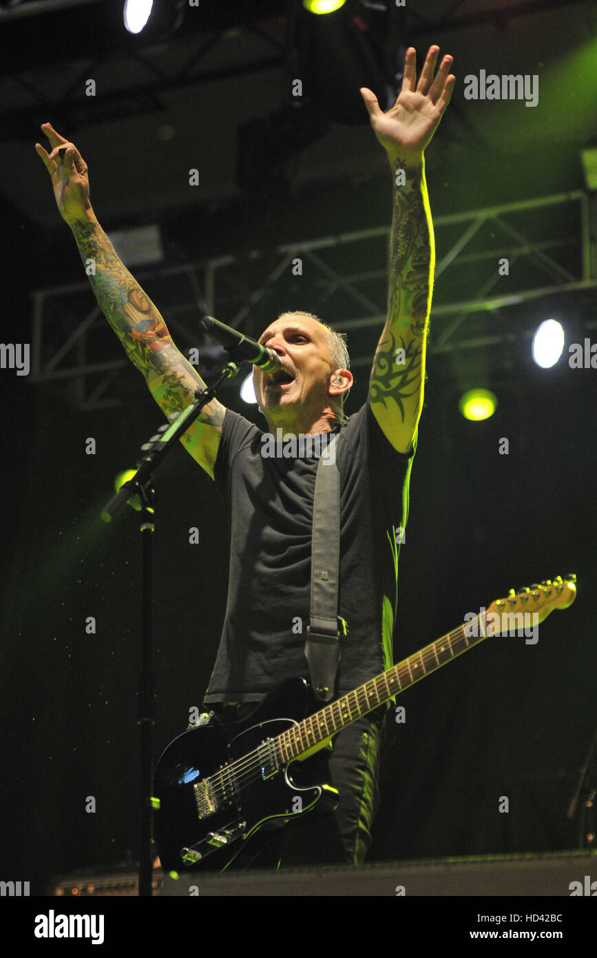 Everclear performs during the Summerland Tour 2016 at Naperville's Last ...