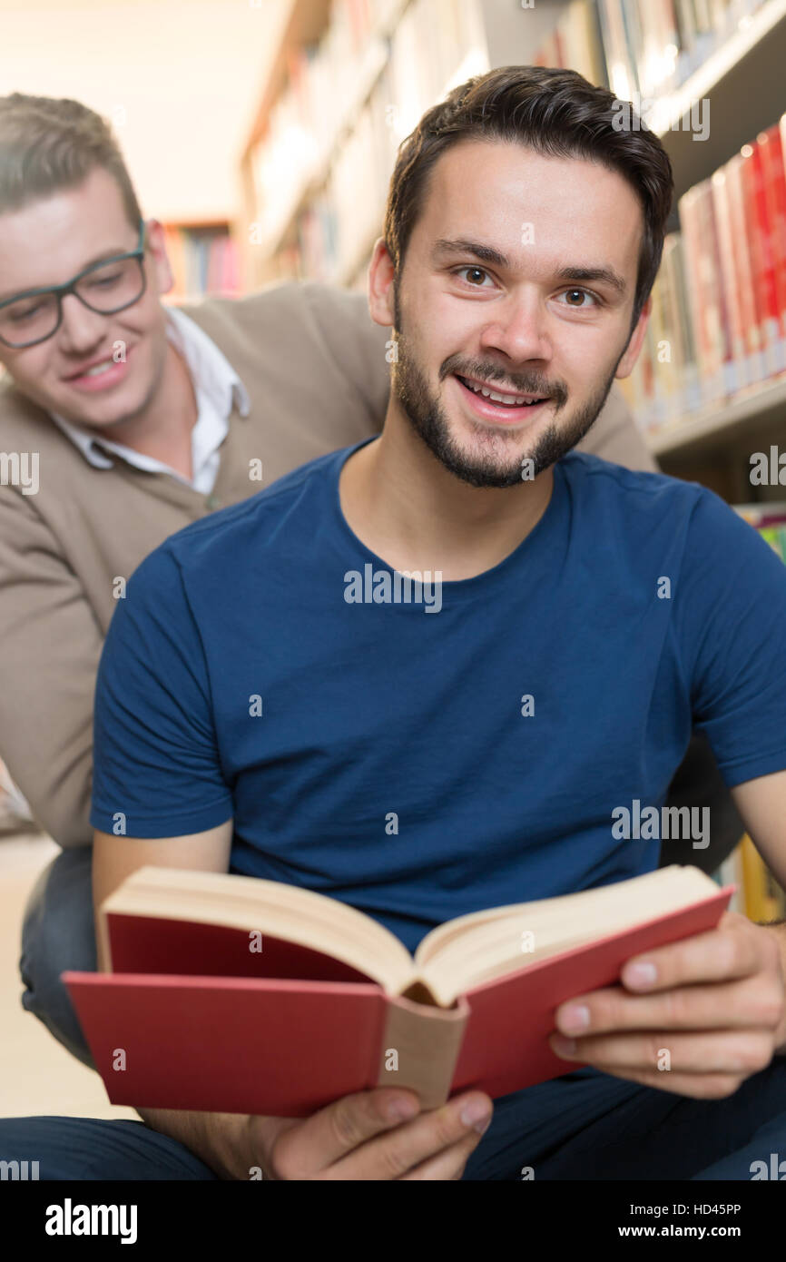 Diverse group of students collaborating hi-res stock photography and ...