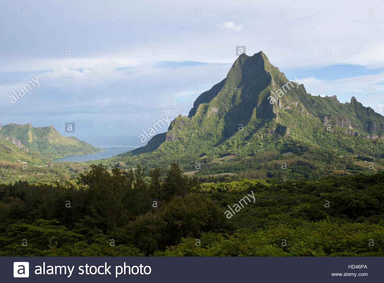 Opunohu Bay Stock Photos & Opunohu Bay Stock Images - Alamy