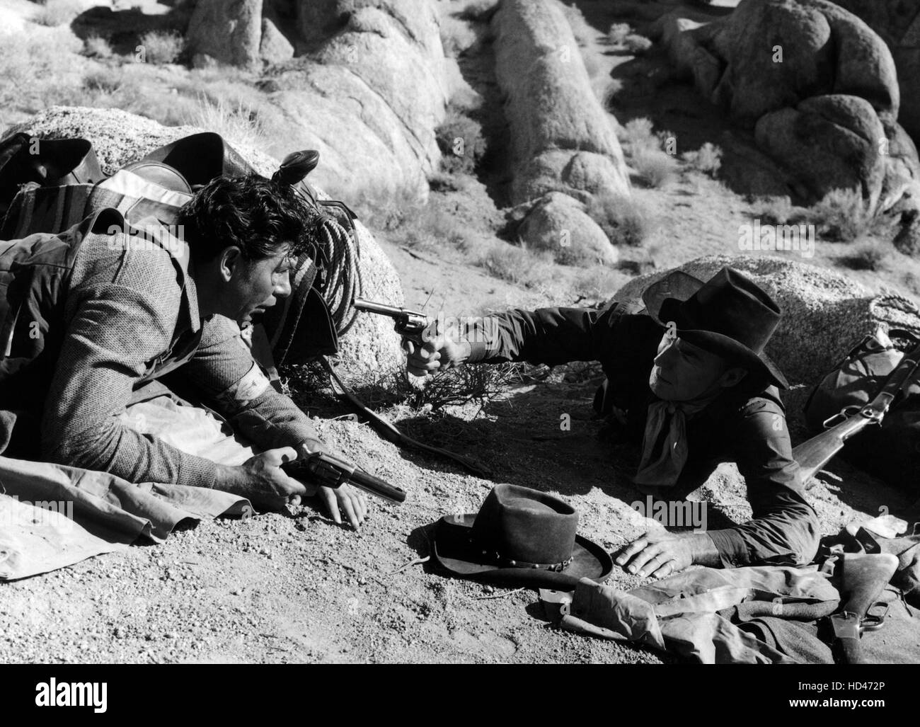 COMANCHE STATION, from left: Claude Akins, Randolph Scott, 1960 comas ...