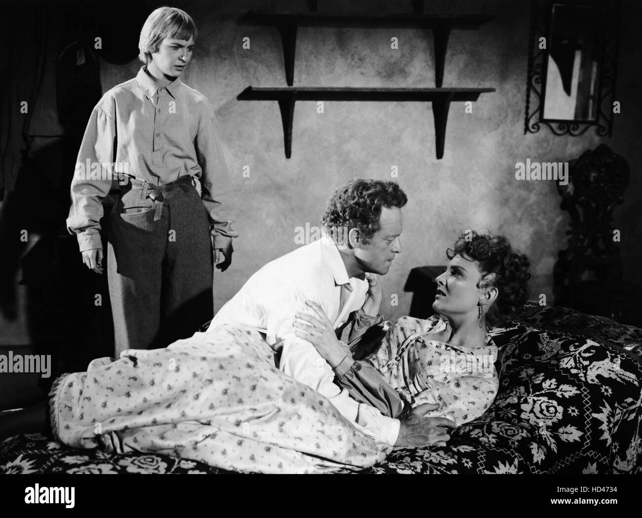 COUNT THREE AND PRAY, from left: Joanne Woodward, Van Heflin, Allison ...
