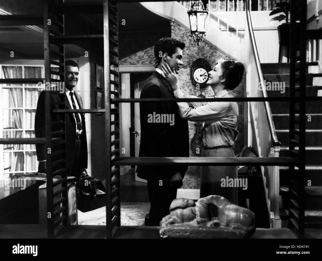 FIVE FINGER EXERCISE, from left: Jack Hawkins, Richard Beymer, Rosalind ...