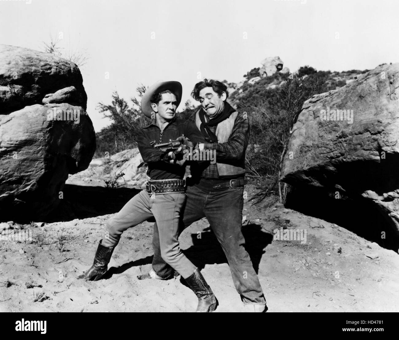 OUTLAW TRAIL, from left: Bob Steele, Bud Osborne, 1944 5031504-Bob ...