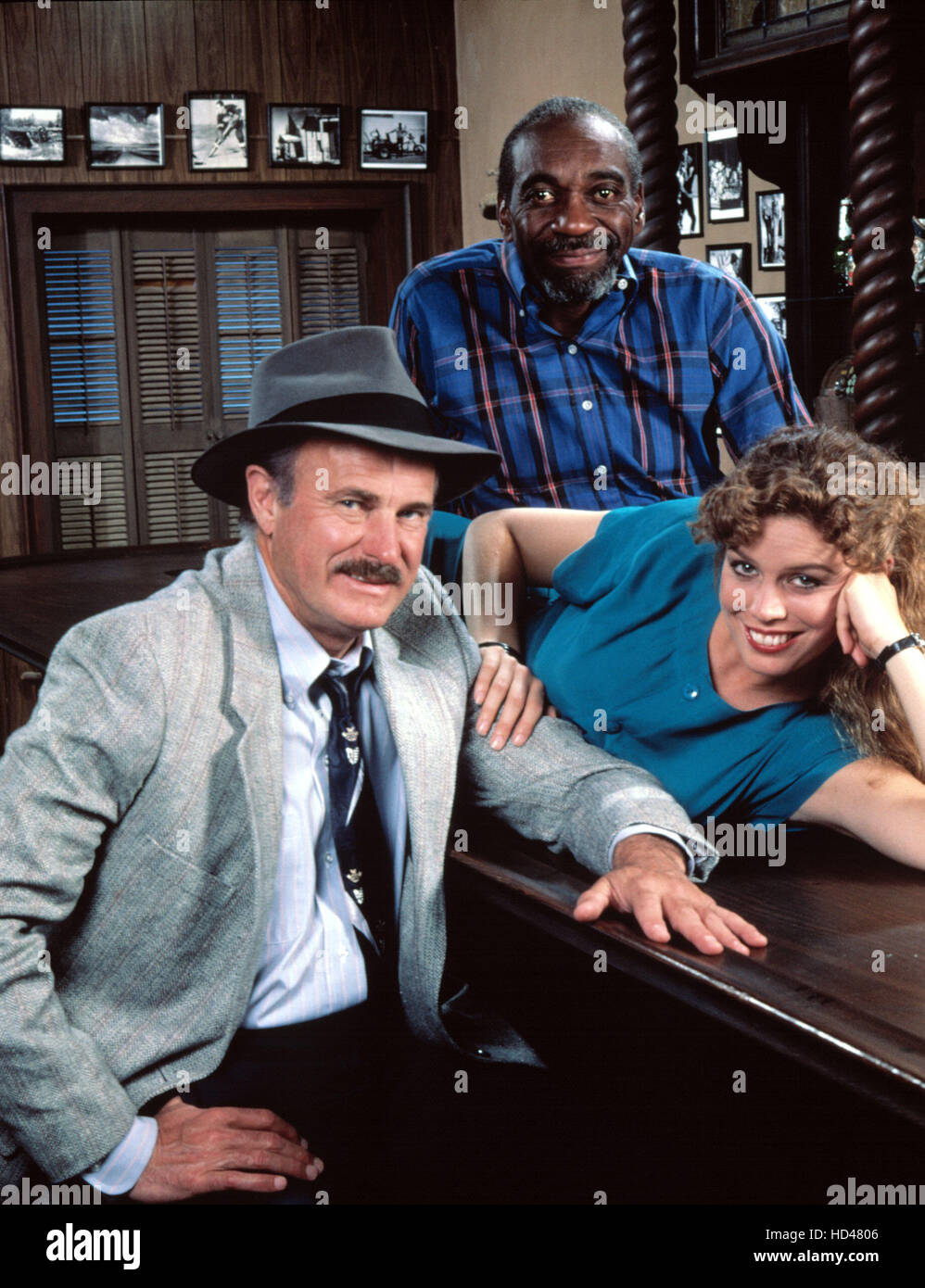 THE SLAP MAXWELL STORY, Dabney Coleman, Bill Cobbs, Megan Gallagher ...