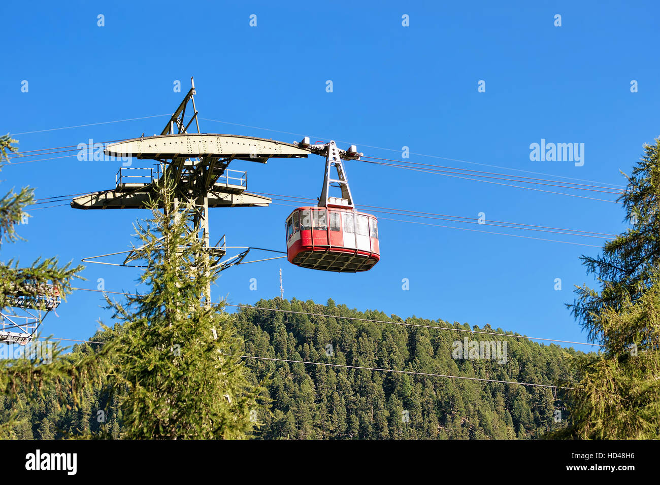 Peak tram cable car vehicle hi-res stock photography and images - Alamy