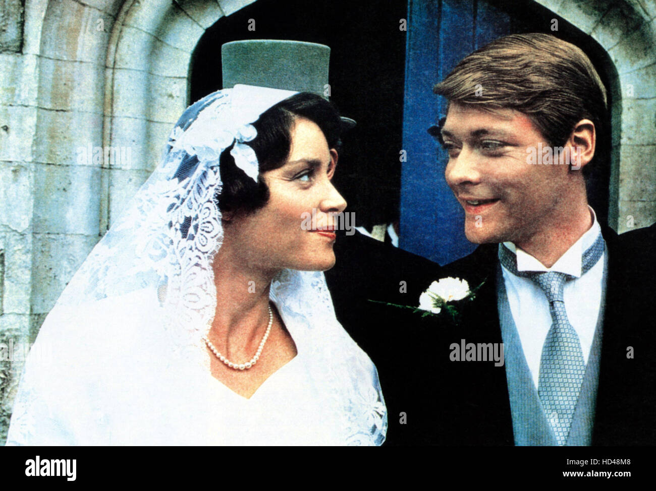 ALL CREATURES GREAT AND SMALL, from left: Lisa Harrow, Simon Ward, 1975 ...