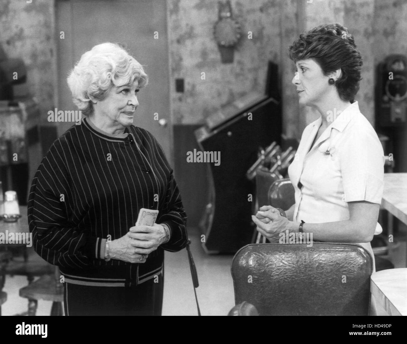 ALICE, from left: Martha Raye, Linda Lavin in 'Dollars to Donuts ...