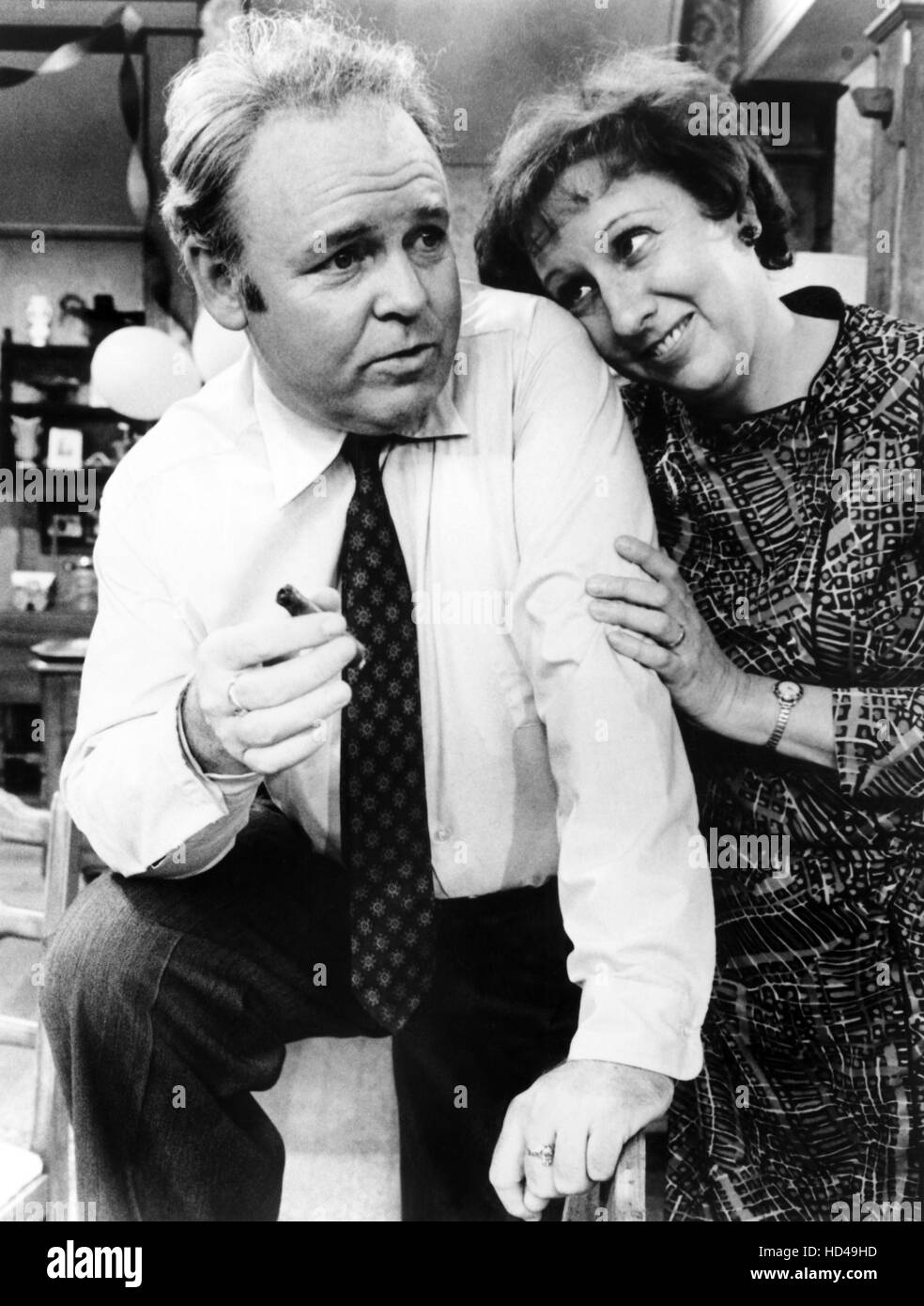 ALL IN THE FAMILY, Carroll O'Connor, Jean Stapleton, 1971-1979 Stock ...