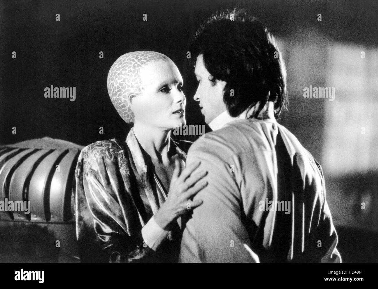 ALIEN NATION, (from left): Terri Treas, Gary Graham, 'Green Eyes ...