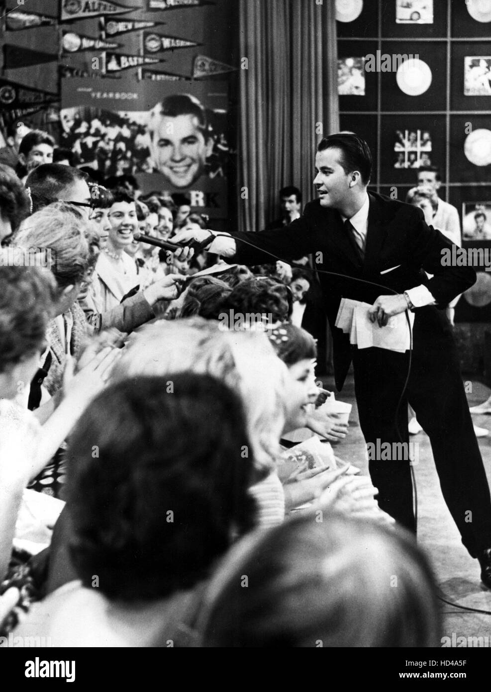 AMERICAN BANDSTAND, Dick Clark, 1957-1989 Stock Photo - Alamy