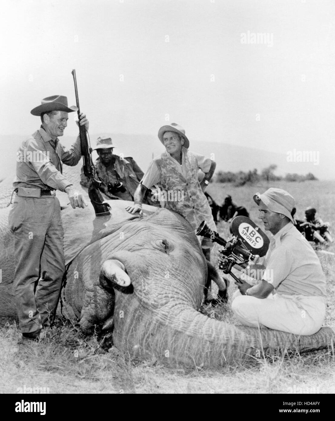 THE AMERICAN SPORTSMAN, Joe Foss, Mike Ryan, Alan Bendig (far right ...