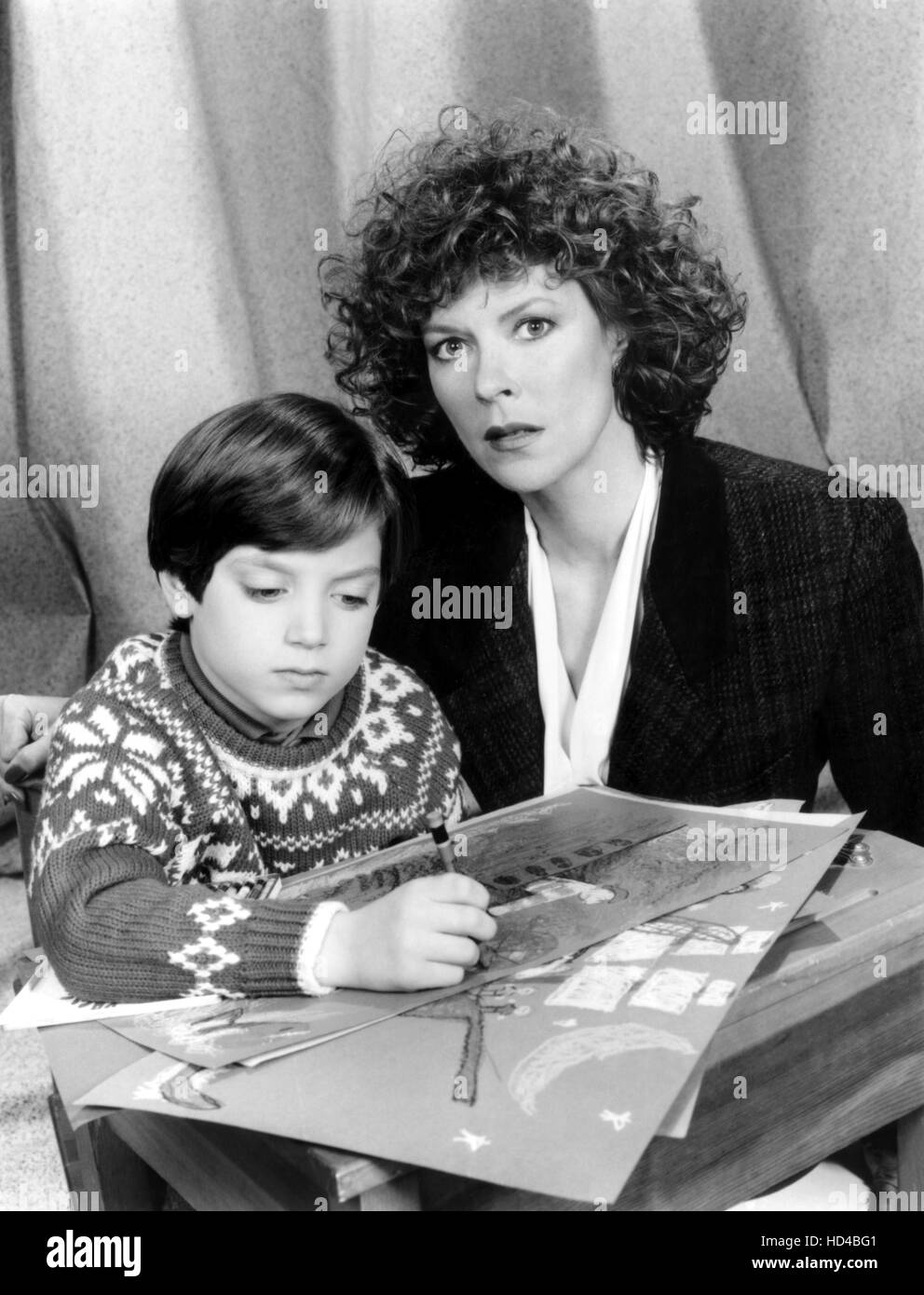 Elijah wood 1990 hi-res stock photography and images - Alamy