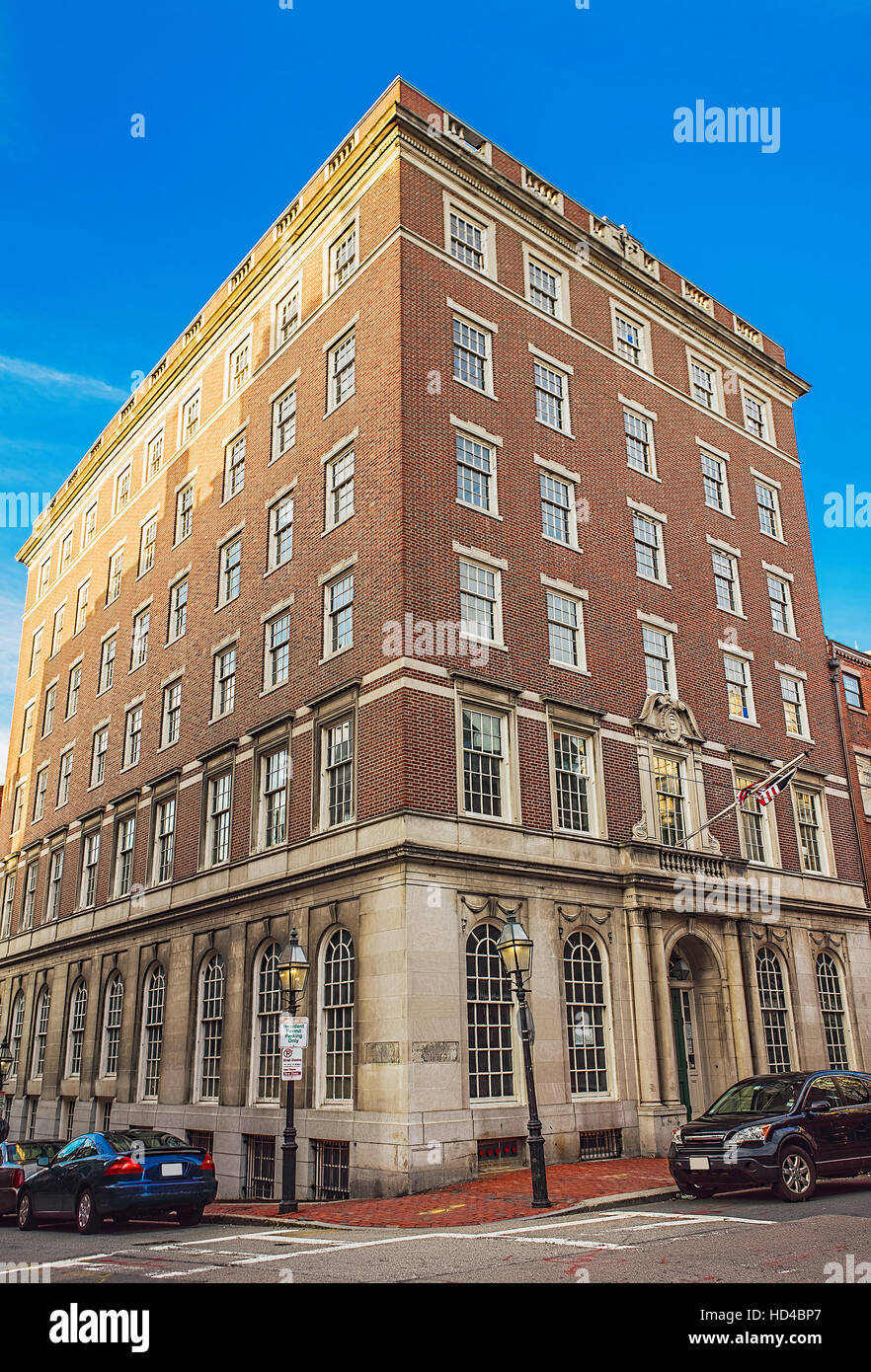 Boston beacon hill mount vernon street hi-res stock photography and ...