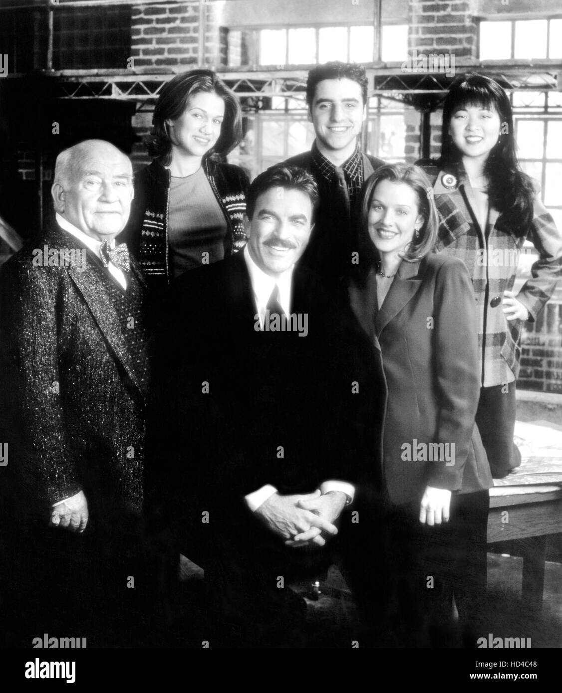 THE CLOSER, from left, Ed Asner, Hedy Burress, Tom Selleck, David ...