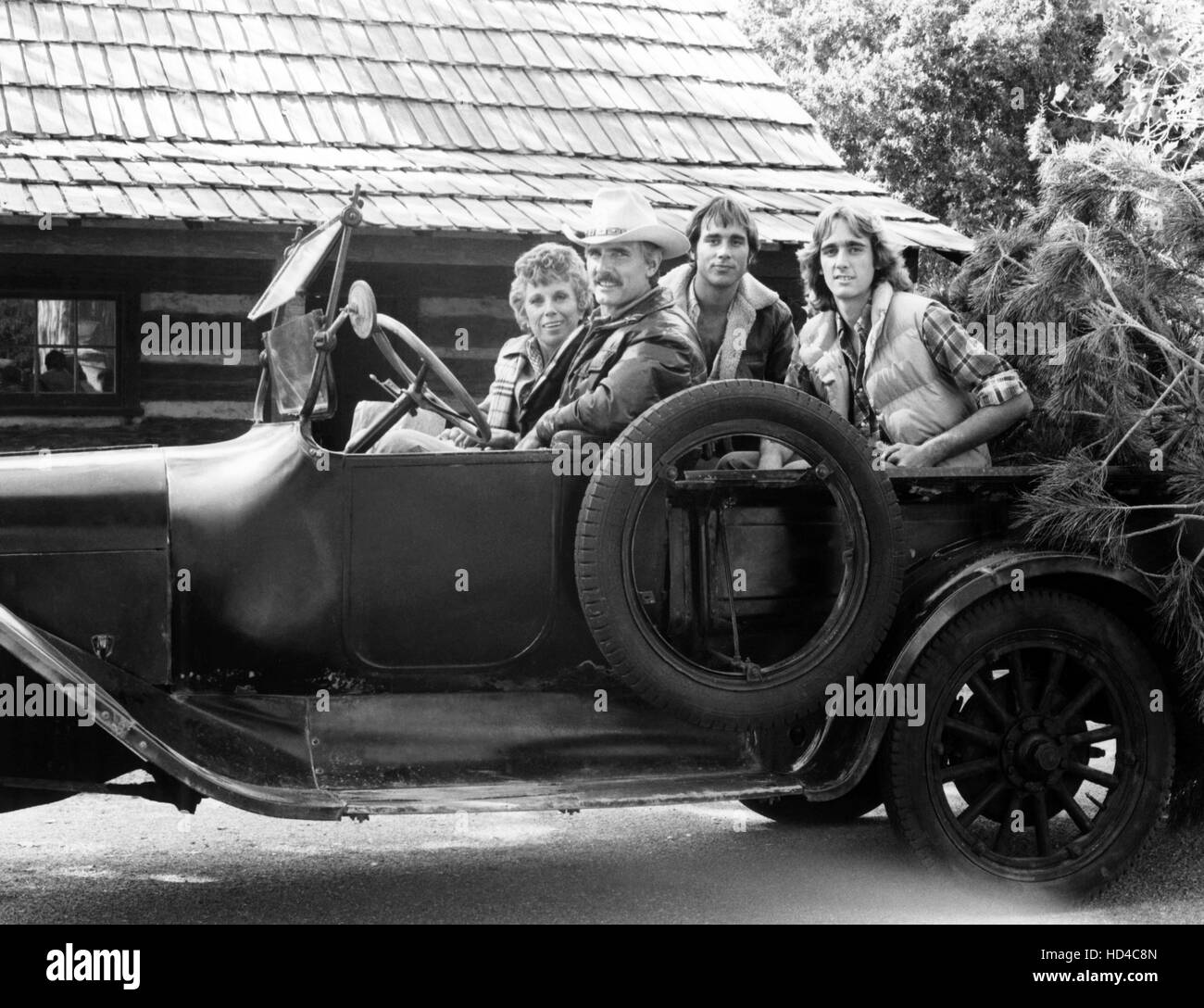 A COUNTRY CHRISTMAS, Dennis Weaver, at steering wheel, with his wife ...