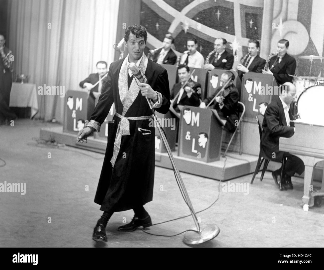 THE COLGATE COMEDY HOUR, Dean Martin, 1950-1955 Stock Photo - Alamy