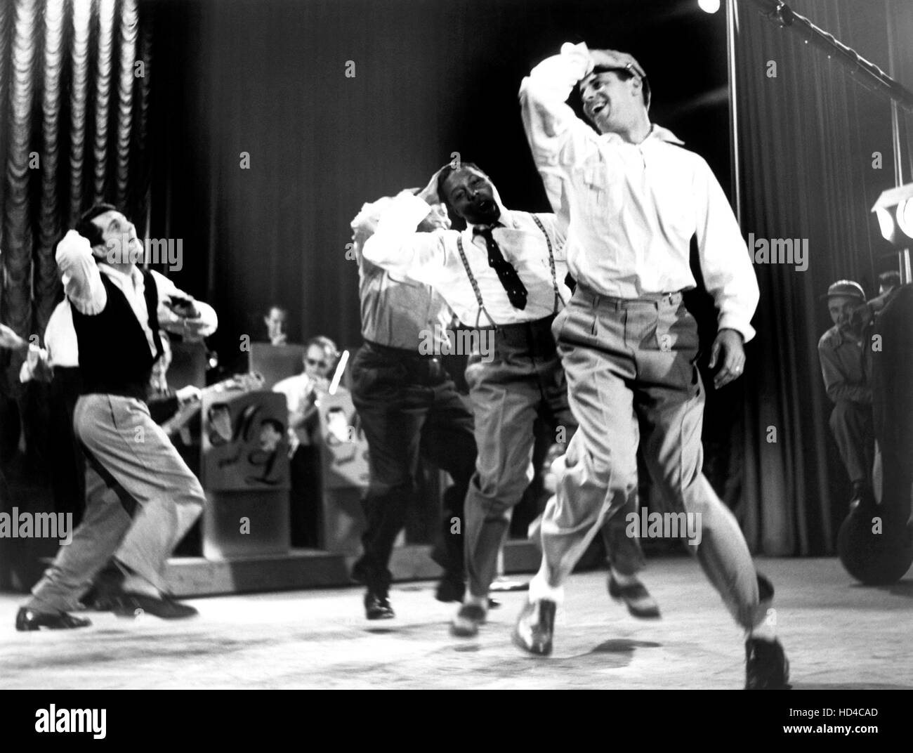THE COLGATE COMEDY HOUR, Dean Martin (left), Jerry Lewis (front), 1950 ...