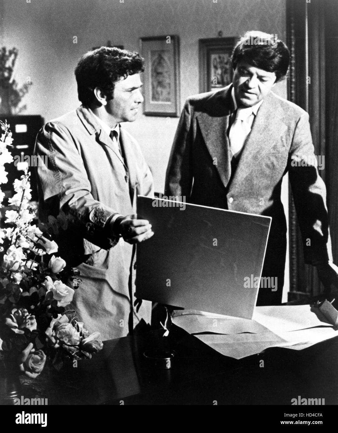 COLUMBO, Peter Falk, Ross Martin, 1985. 1971-1993 Stock Photo - Alamy