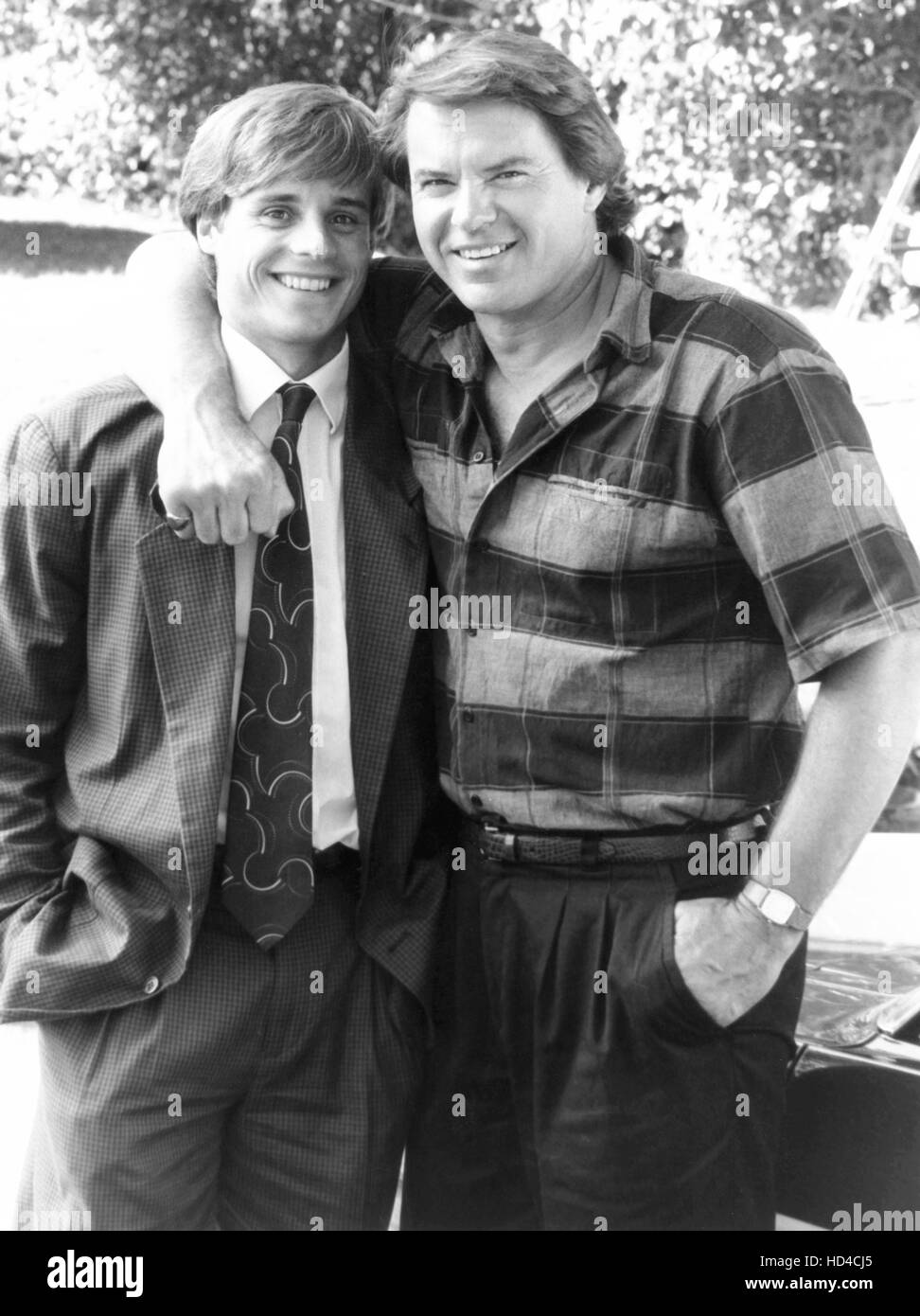 THE COMEBACK, (from left): Mitchell Anderson, Robert Urich, (aired Jan ...