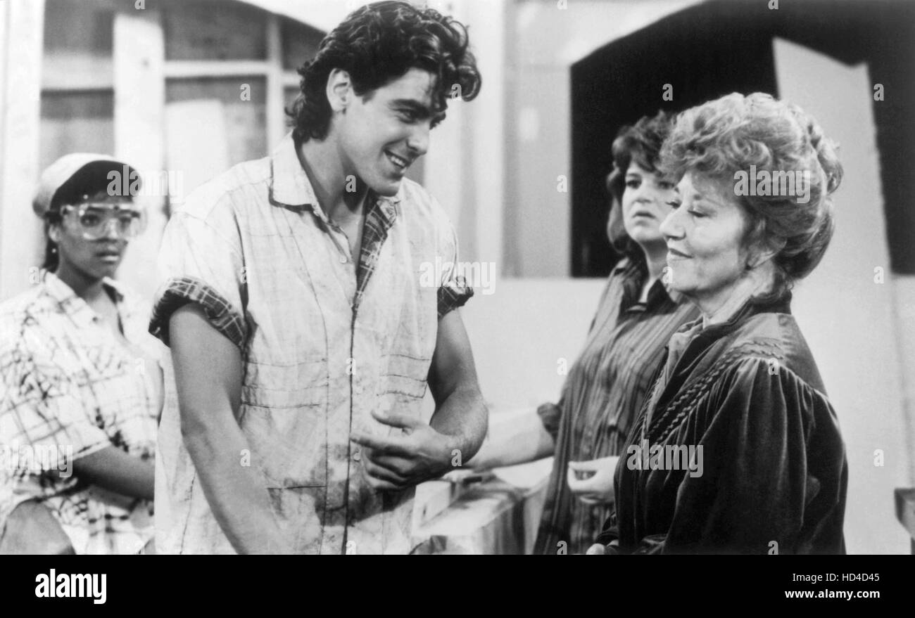 THE FACTS OF LIFE, from left: Kim Fields, George Clooney, Mindy Cohn ...