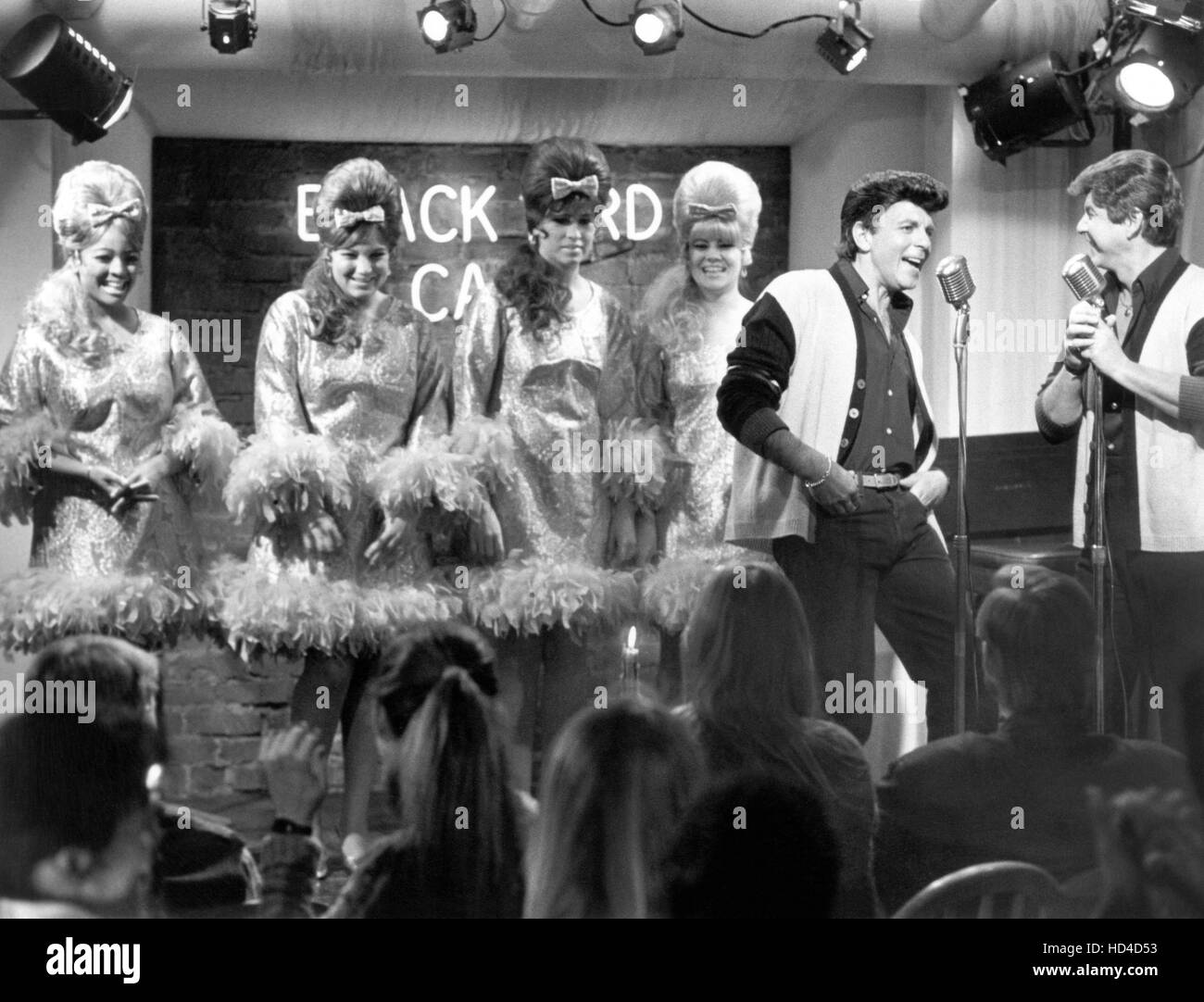 Mindy Cohn Nancy Mckeon 1986 Press Photo Mindy Cohn, Nancy McKeon