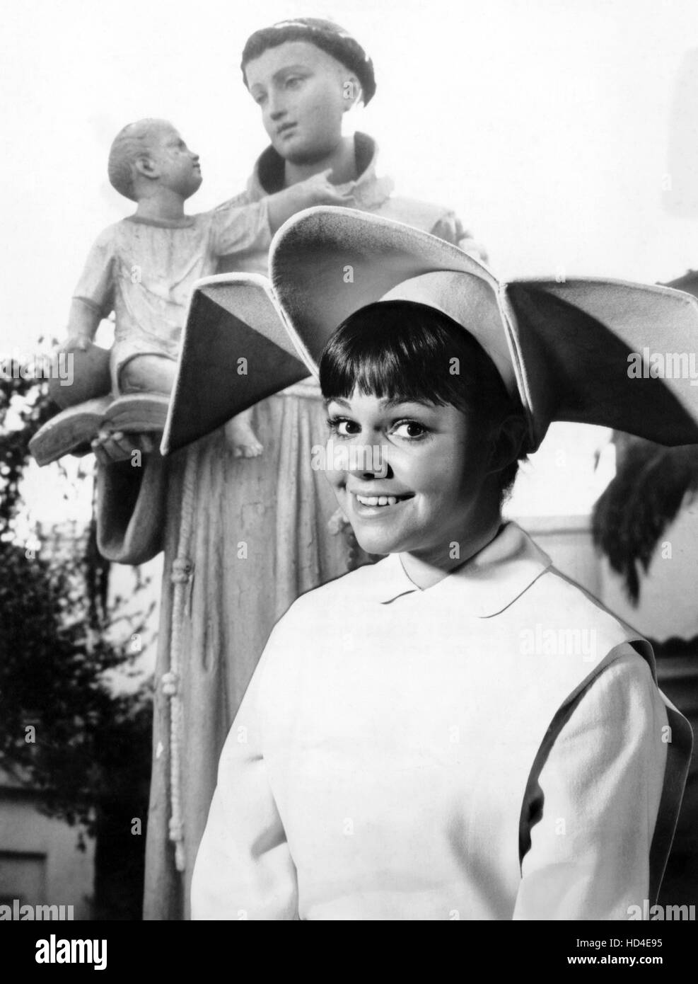 THE FLYING NUN, Sally Field, 1967-70 Stock Photo - Alamy