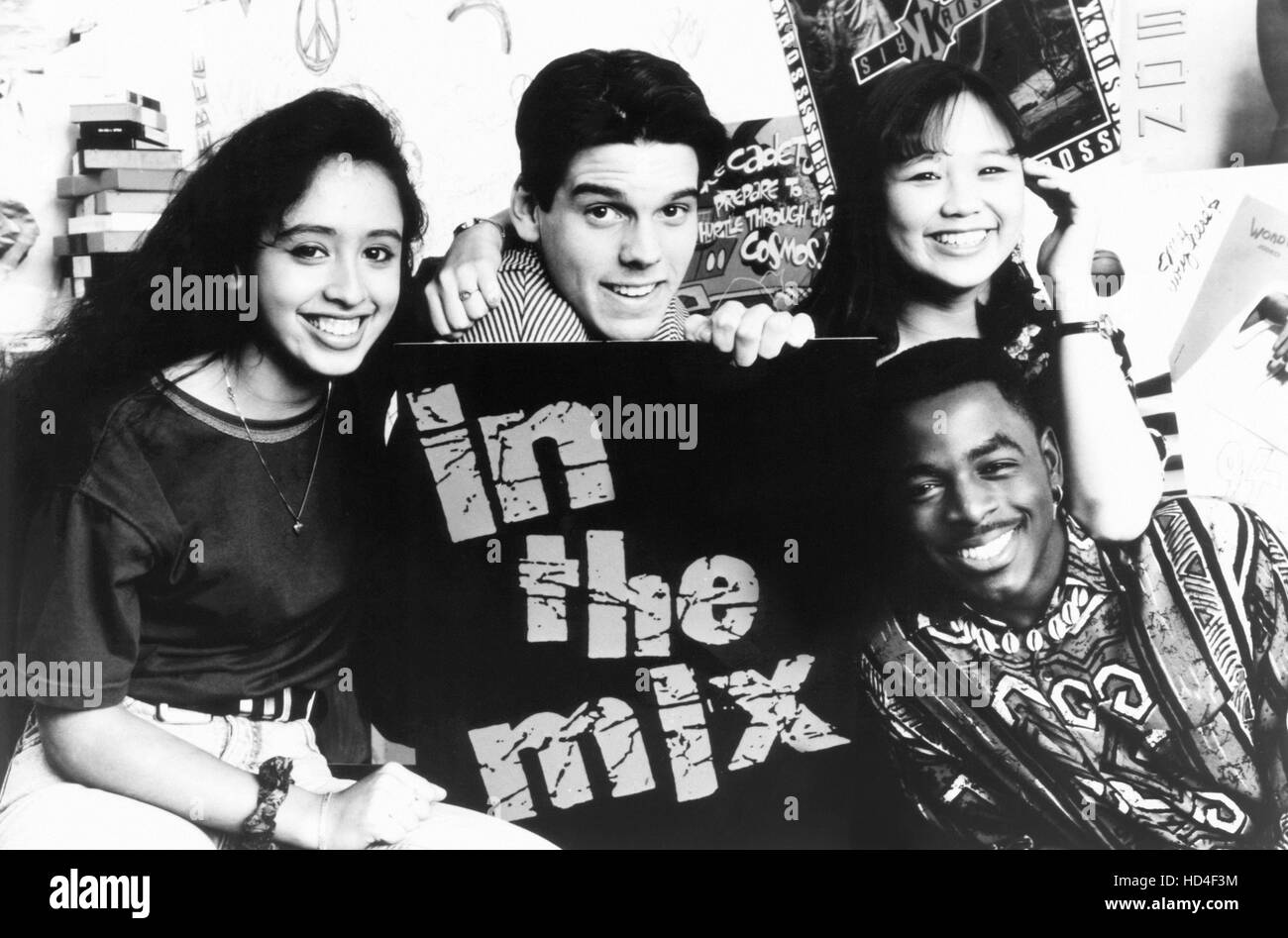 IN THE MIX, from left: Melanie Glickson, Kevin Jordan, Jenny Lee, Alimi ...