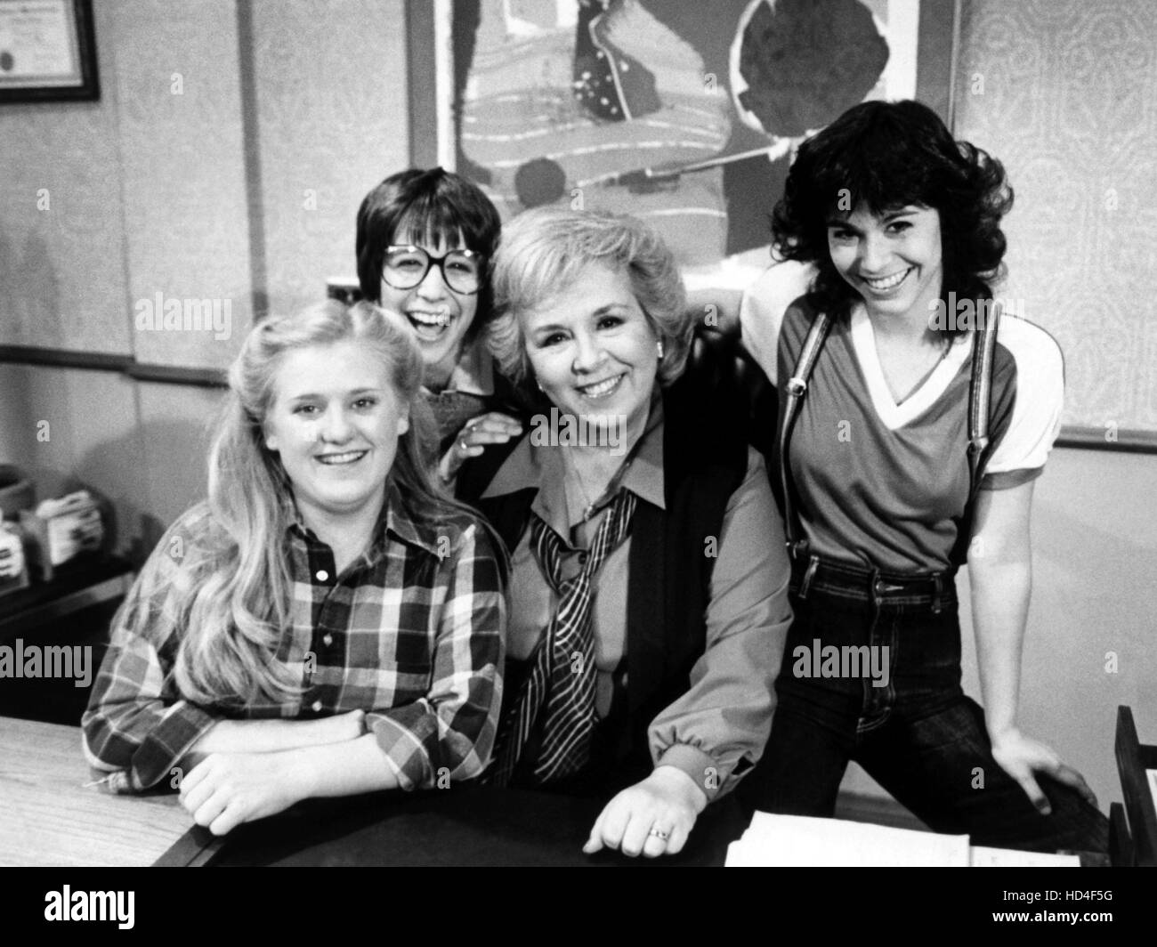 IN TROUBLE, Nancy Cartwright, Deena Freeman, Doris Roberts, Lisa ...
