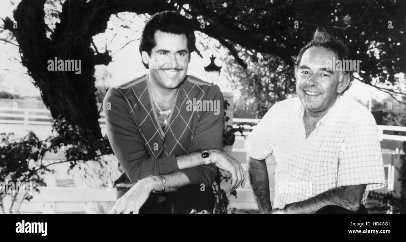 LIFESTYLES OF THE RICH AND FAMOUS, from left, Wayne Newton, host Robin ...