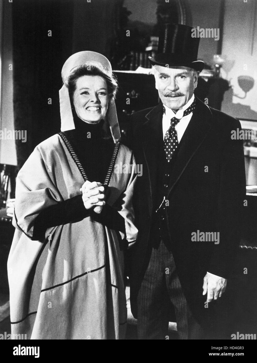LOVE AMONG THE RUINS, Katharine Hepburn, Laurence Olivier, 1975 Stock Photo - Alamy