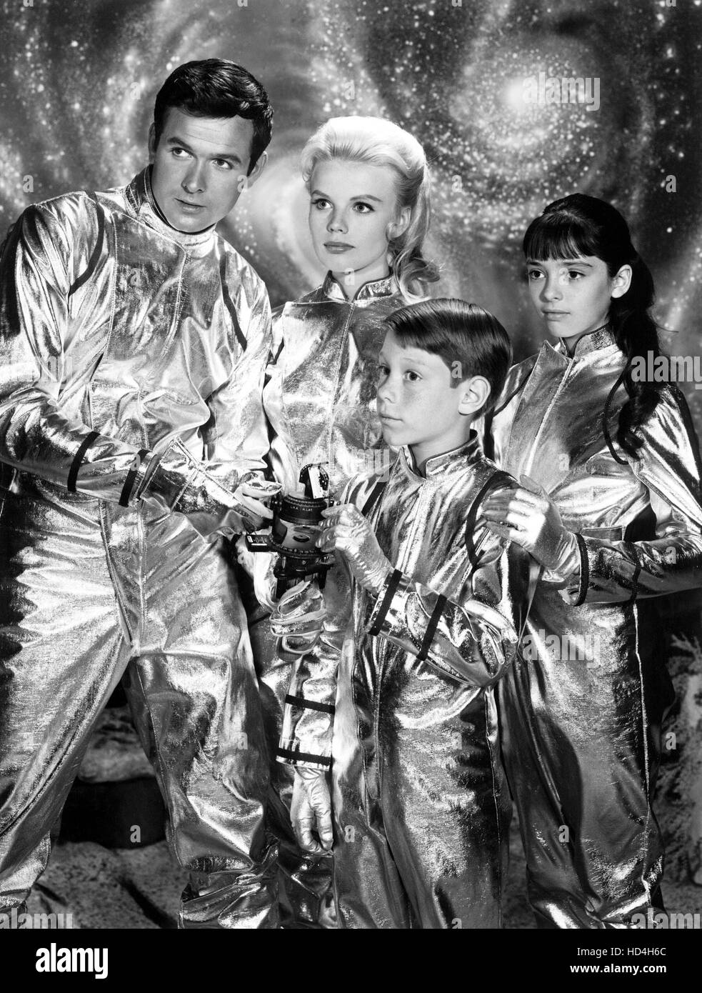 LOST IN SPACE, Mark Goddard, June Lockhart, Billy Mumy, Angela ...