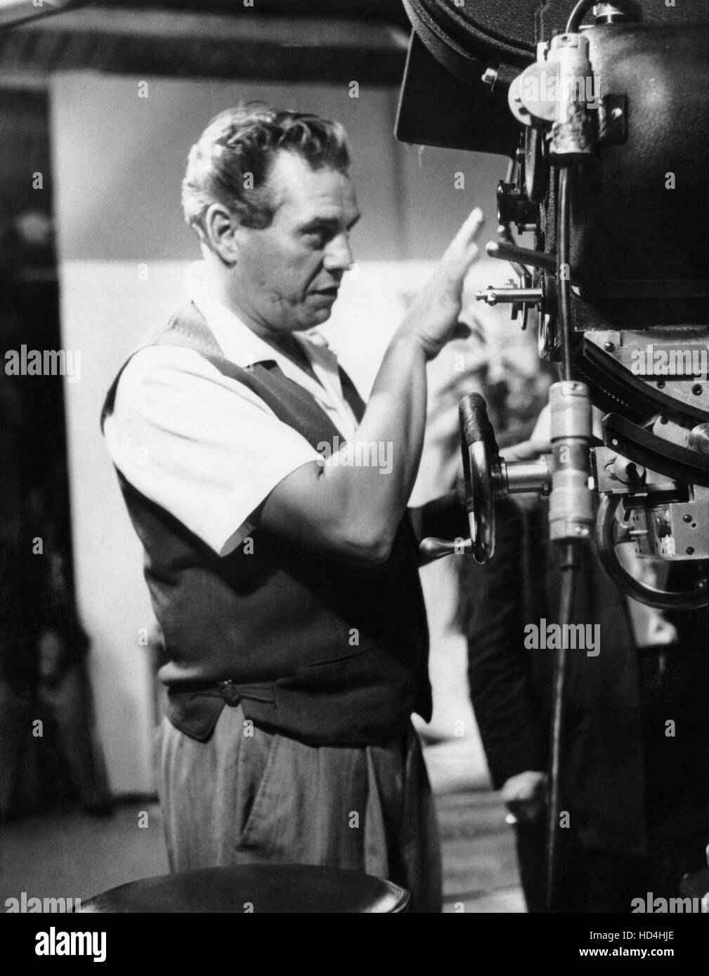 THE LUCY-DESI COMEDY HOUR, Desi Arnaz, on-set, 1957-1960 (1958 photo ...
