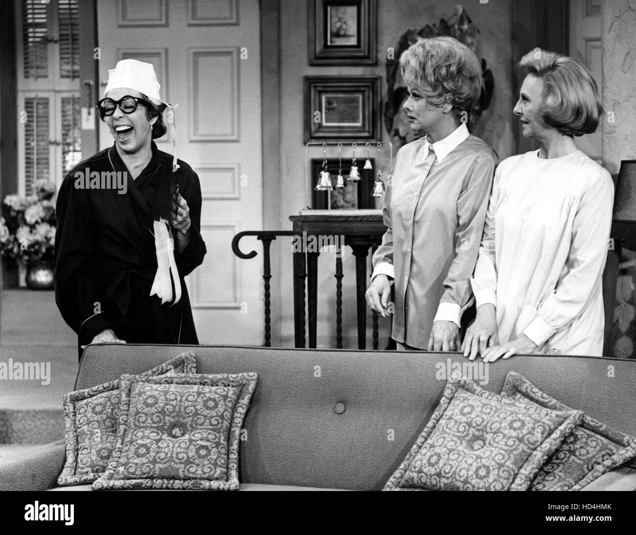THE LUCY SHOW, Carol Burnett, Lucille Ball, Mary Jane Croft, 1962-1968 ...
