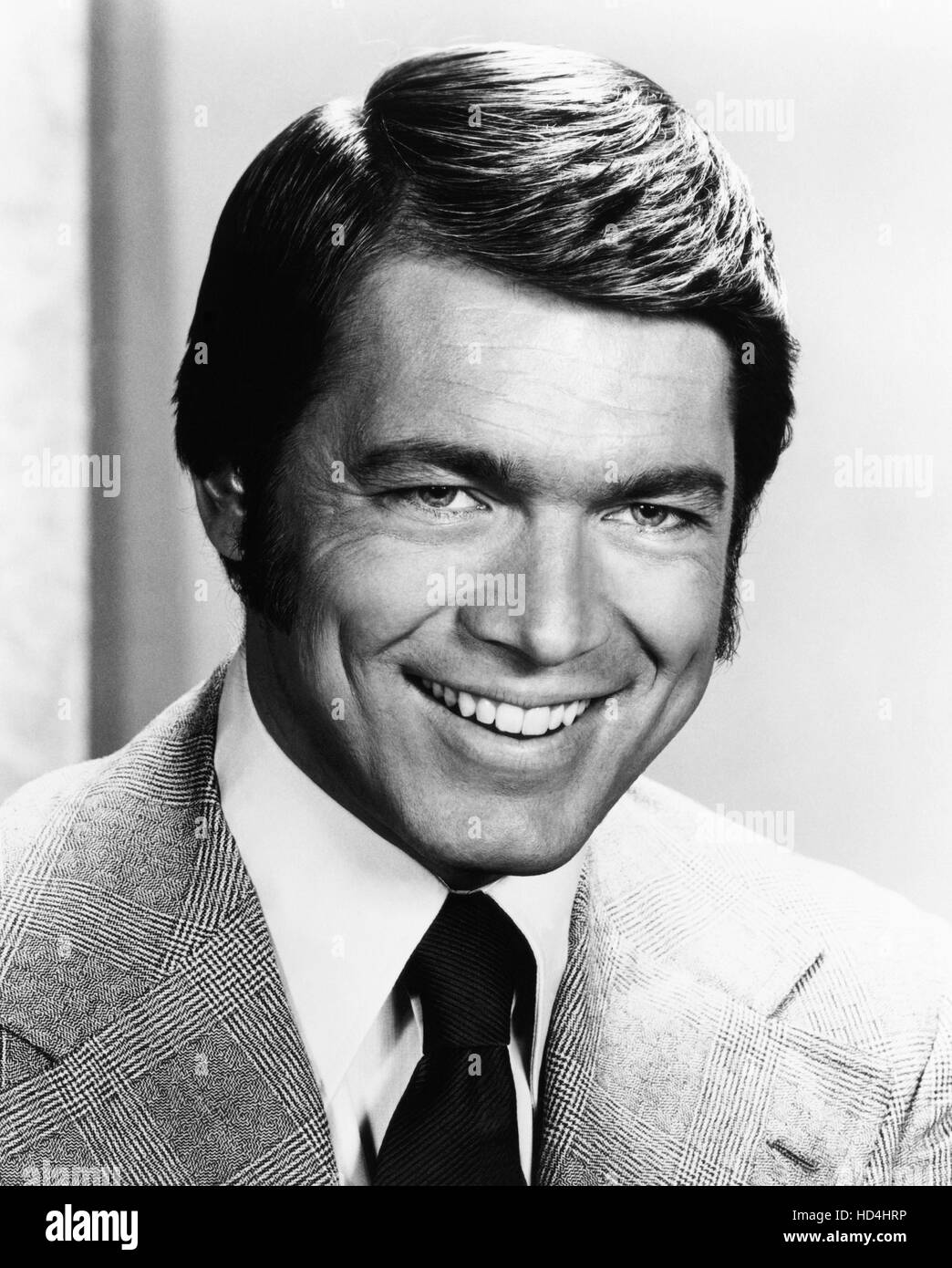 THE MIKE DOUGLAS SHOW, guest co-host Chad Everett (week of July 5, 1976 ...