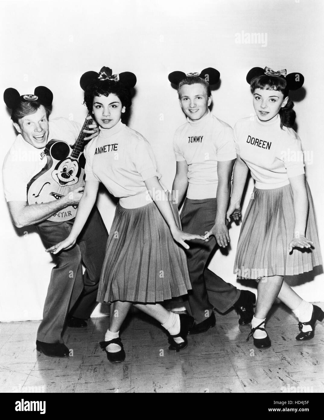THE MICKEY MOUSE CLUB, from left: Jimmie Dodd, Annette Funicello, tommy ...