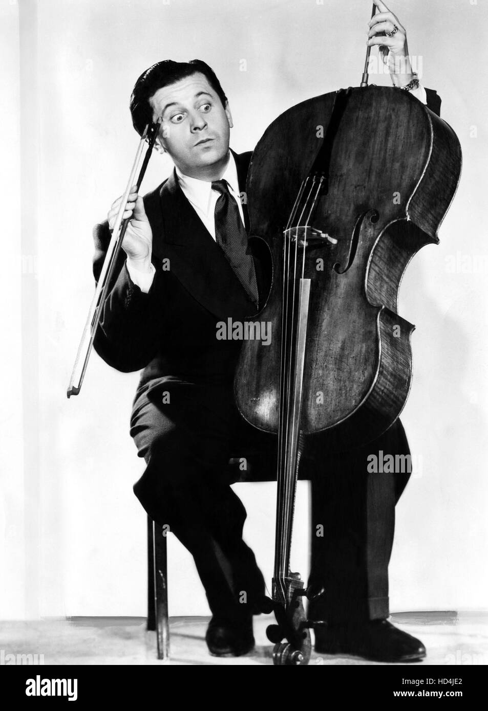 THE MOREY AMSTERDAM SHOW, Morey Amsterdam, 1948-50 Stock Photo - Alamy