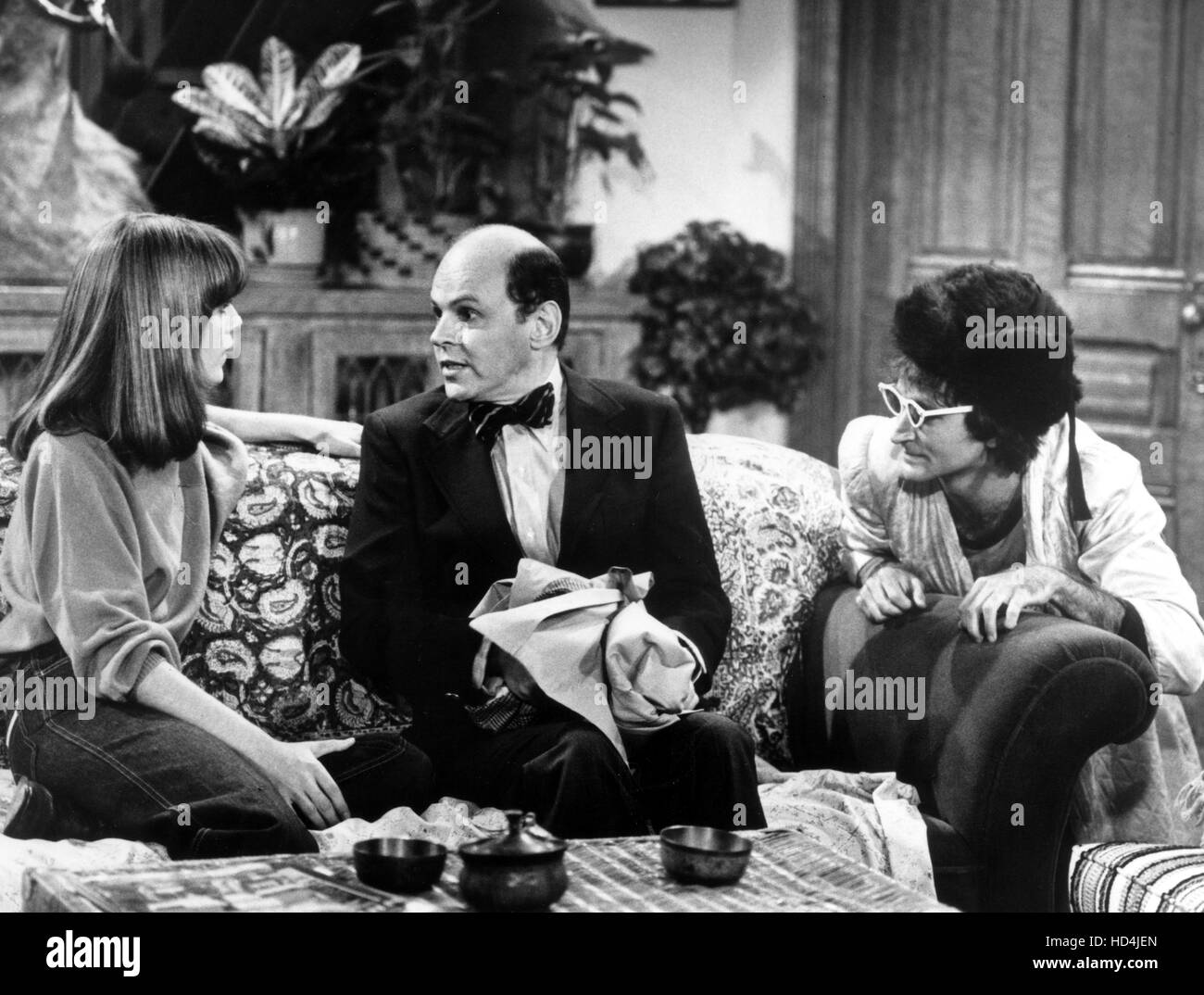 MORK & MINDY, Pam Dawber, Conrad Janis, Robin Williams, Pilot, Season 1 ...