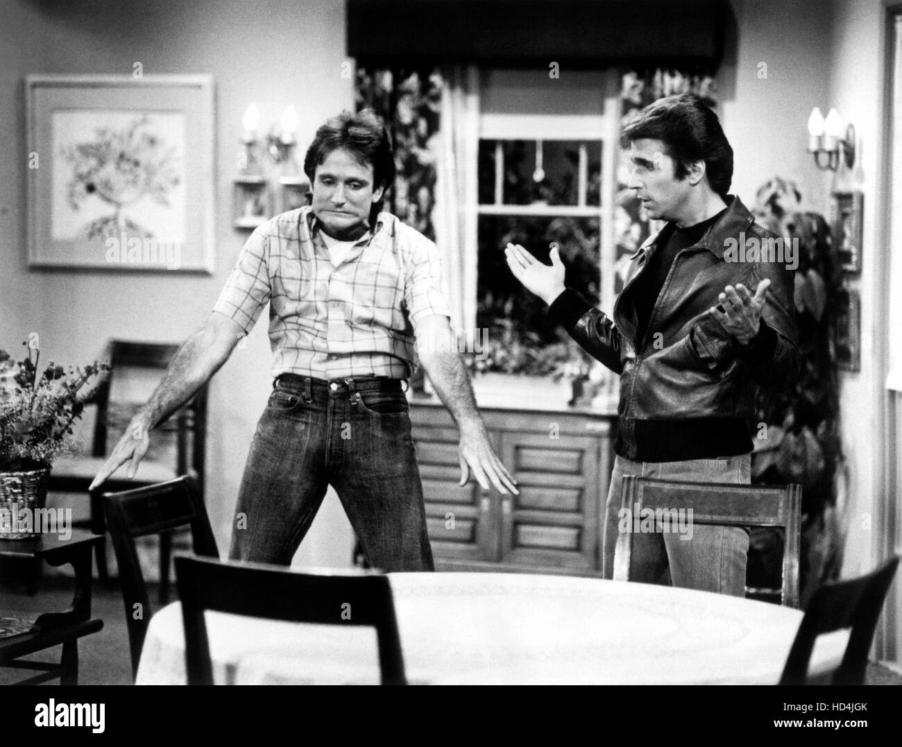 MORK & MINDY, from left: Robin Williams, Henry Winkler in 'Pilot ...