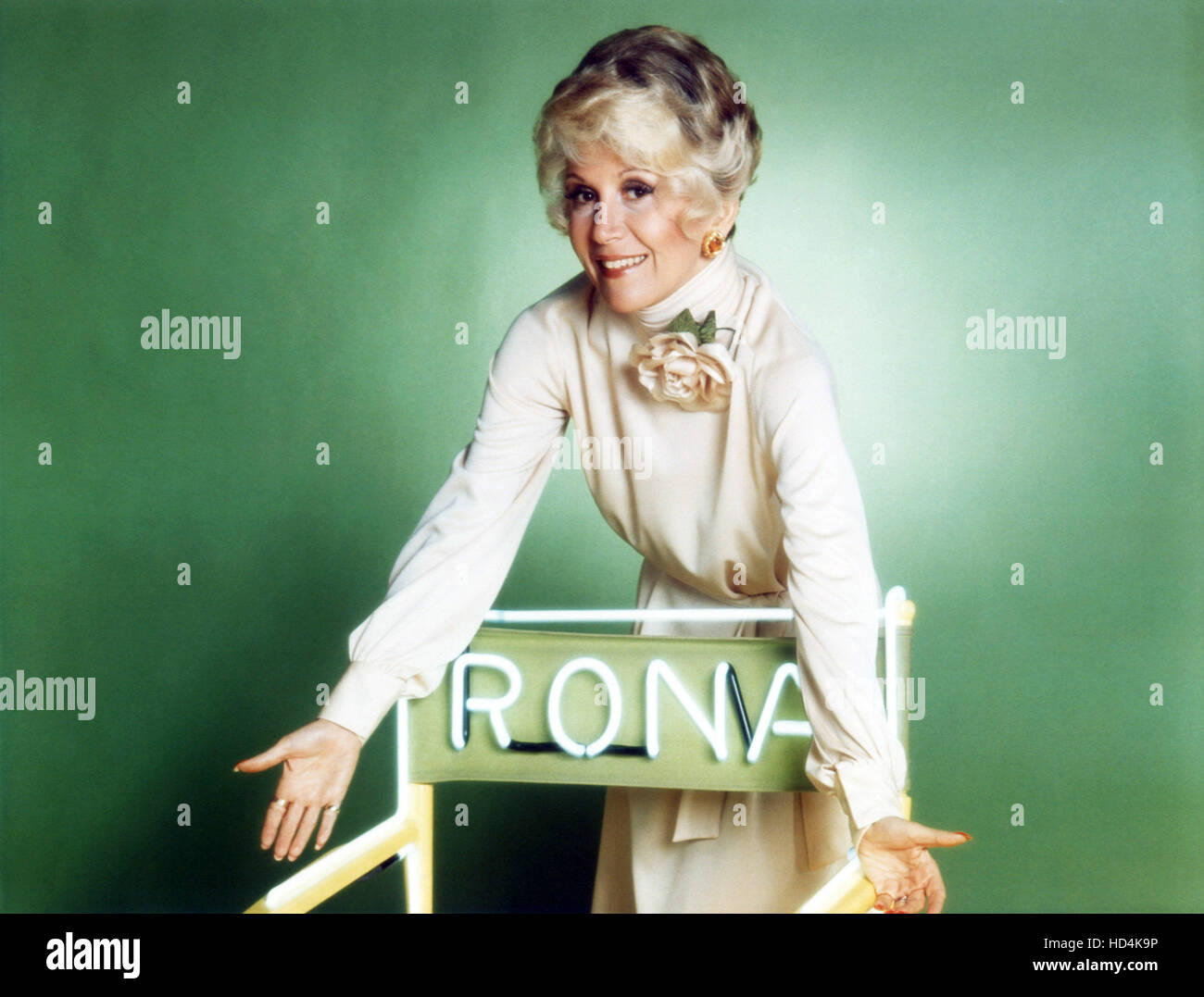 RONA LOOKS AT JAMES CAAN, MICHAEL CAINE, ELLIOTT GOULD AND BURT ...