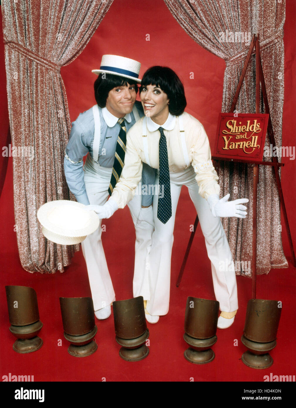 SHIELDS & YARNELL, Robert Shields, Lorene Yarnell, 1977-78 Stock Photo ...