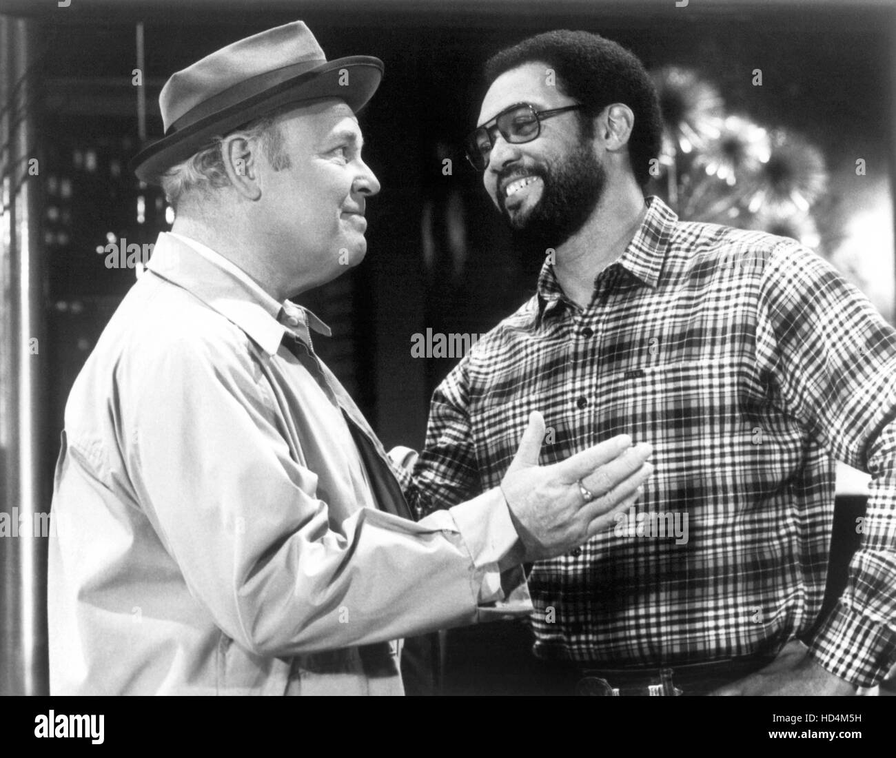 ARCHIE BUNKER'S PLACE, from left: Carroll O'Connor, Reggie Jackson in ...
